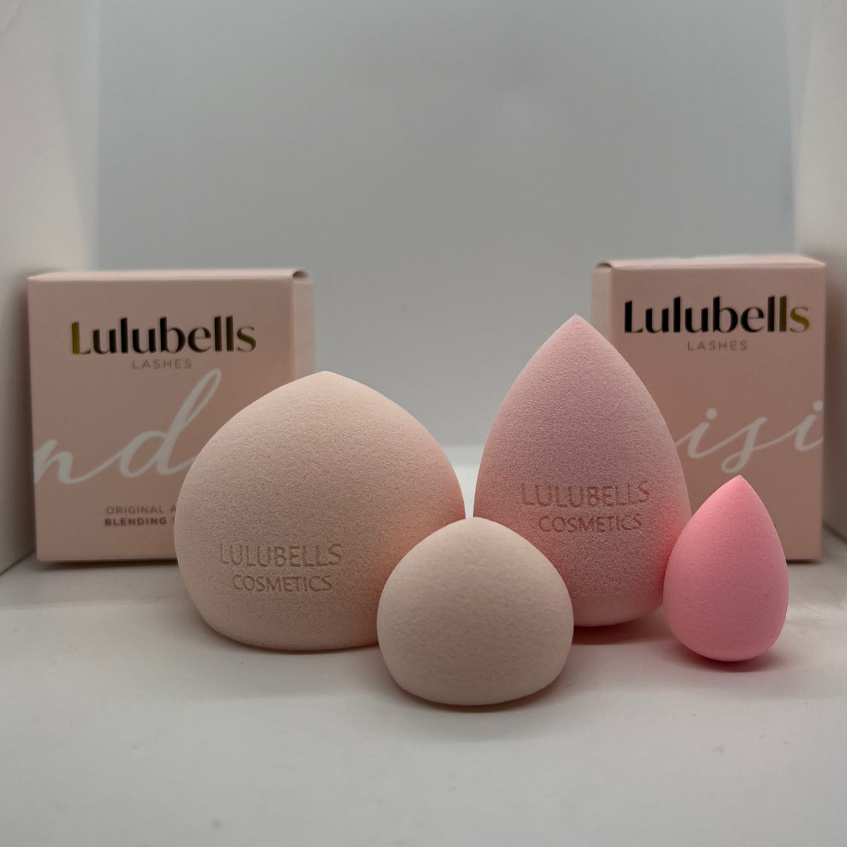 *NEW AND IMPROVED* Blending Sponge Duo – LULUBELLS LASHES